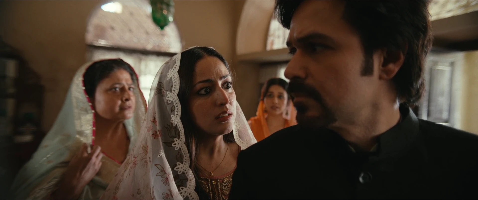 Haq 2025 Audio WEB-DL | Dubbed Hindi Movie | FilmyFly